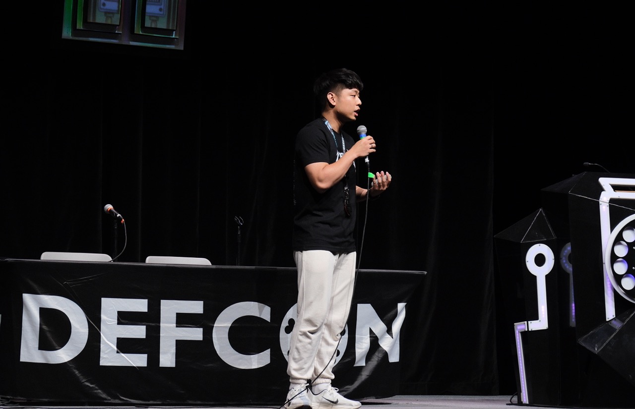站上世界級的駭客舞台吧！2025 Black Hat & DEF CON 全紀錄 - kazma's blog